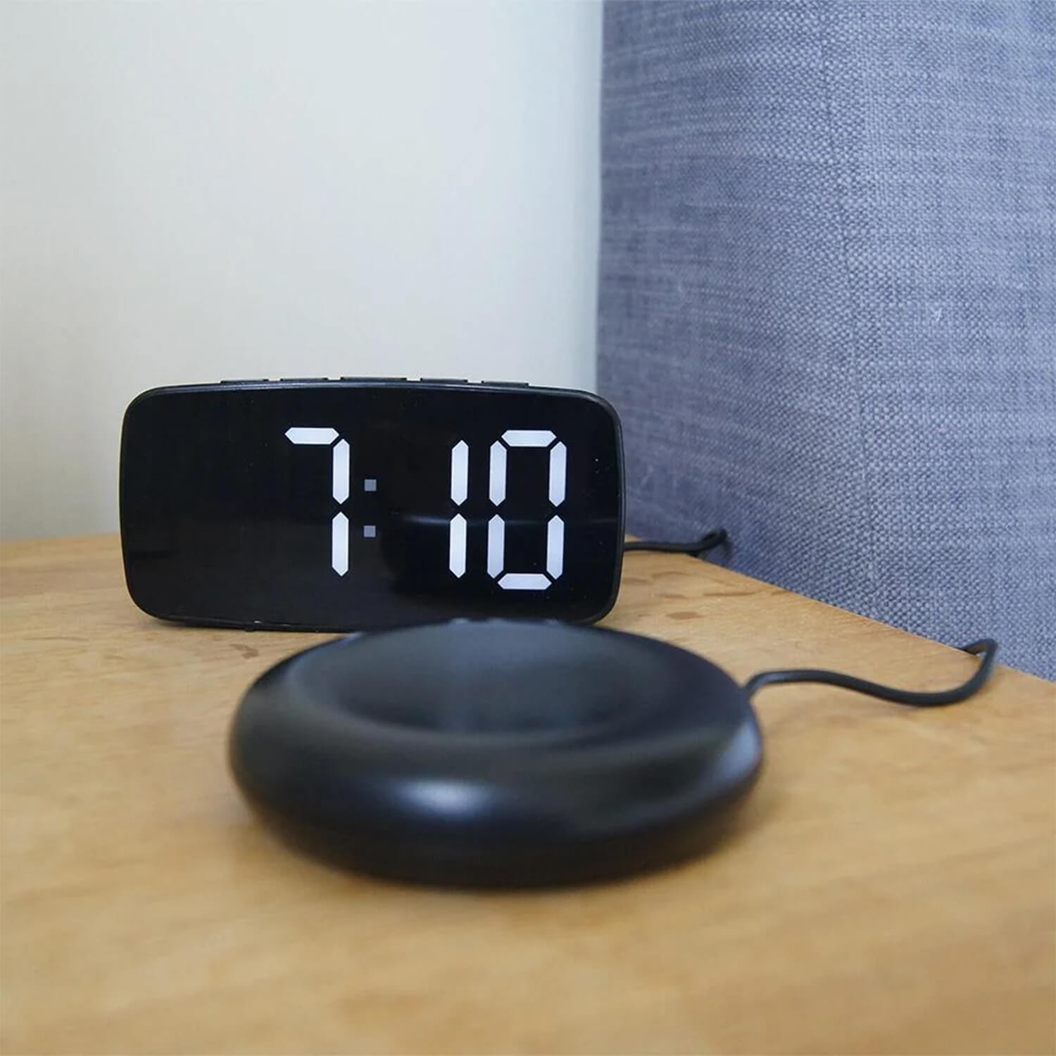 Big Digit Clock with Vibration Alarm Pad | Coopers Of Stortford
