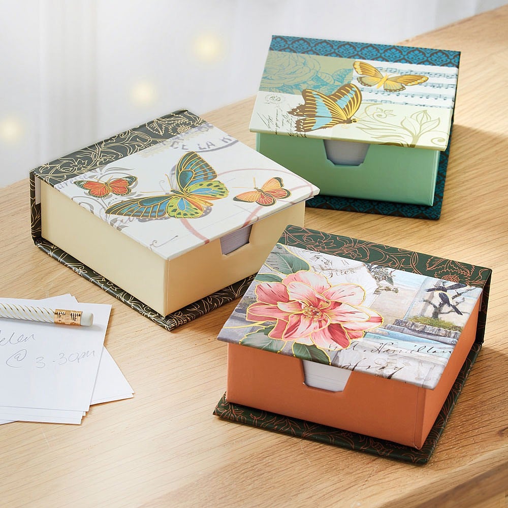 Set of 3 Memo Boxes: ideal for by the phone.
