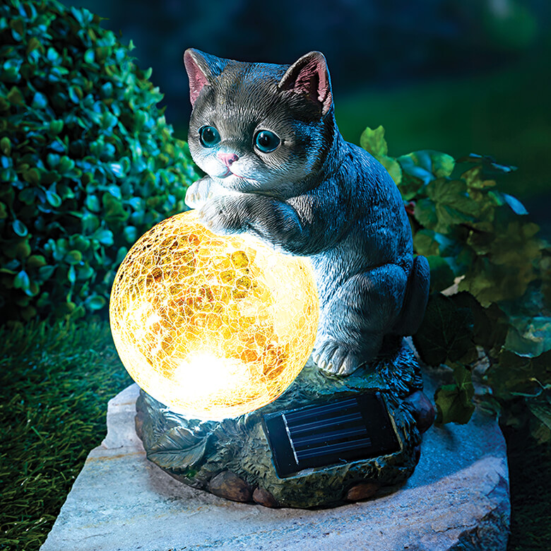 Welcome Solar Powered Cat Light