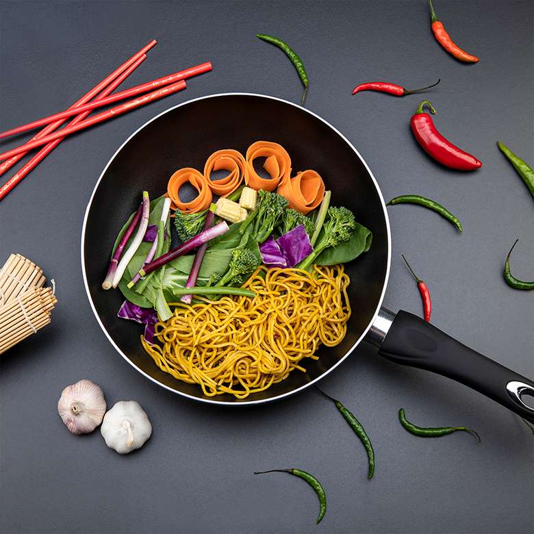 Diamond Collection - 28cm Wok / Stir Fry Pan | Cookware | Coopers Of ...