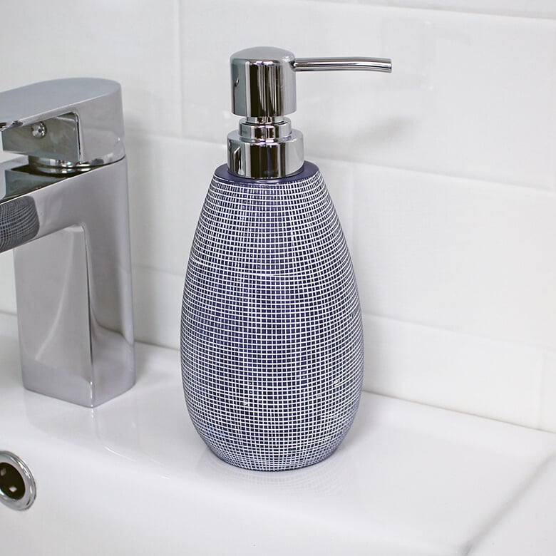 Luxury liquid soap dispenser store