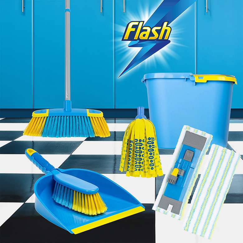 Flash Kit - Flat & Mighty Mop + Brush, Bucket, Head & Dustpan | Coopers ...