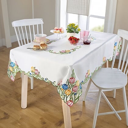 Tablecloths & Runners | Table Linen | Kitchen & Dining | Coopers Of ...