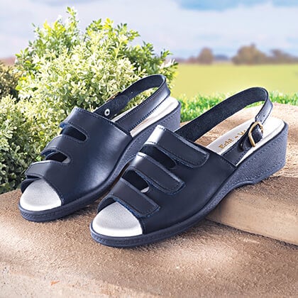 Footwear | Comfortable Shoes, Thermal Socks & Slippers | Coopers of ...