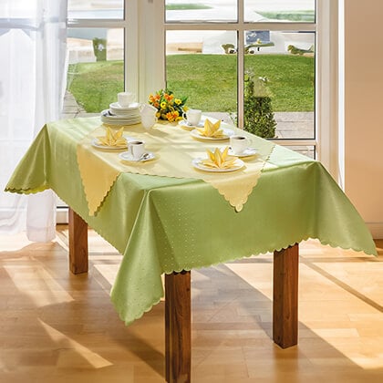 Tablecloths & Runners | Table Linen | Kitchen & Dining | Coopers Of ...